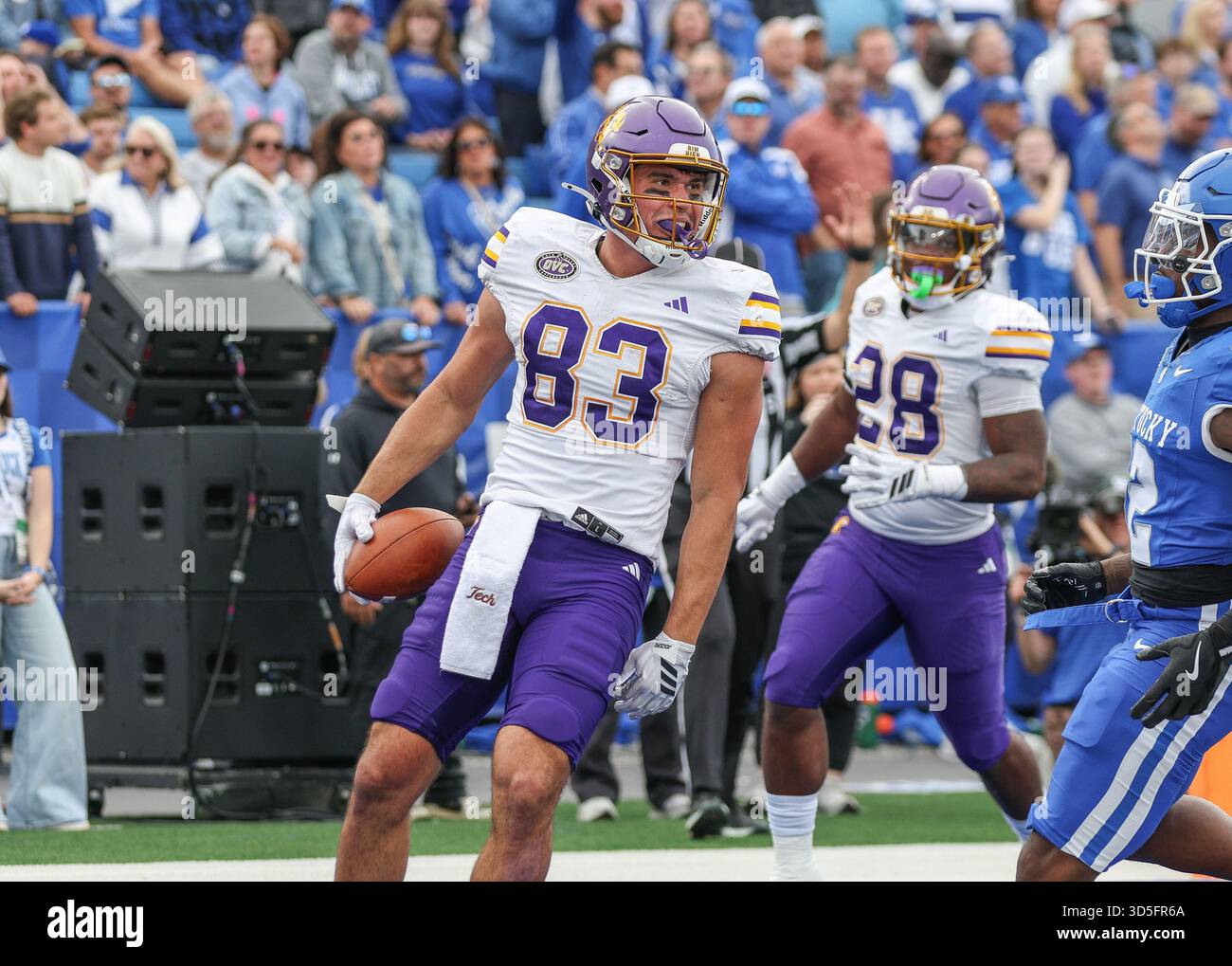 November 15, 2025: Tennessee Tech's Brian Courtney (83) celebrates his ...