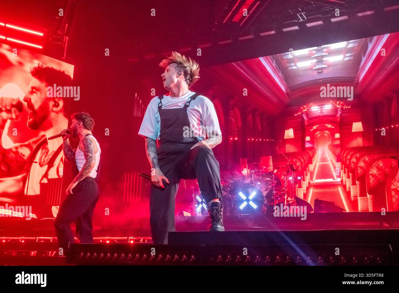 Die deutsche Metallcore Band Electric Callboy ex Eskimo Callboy live in ...