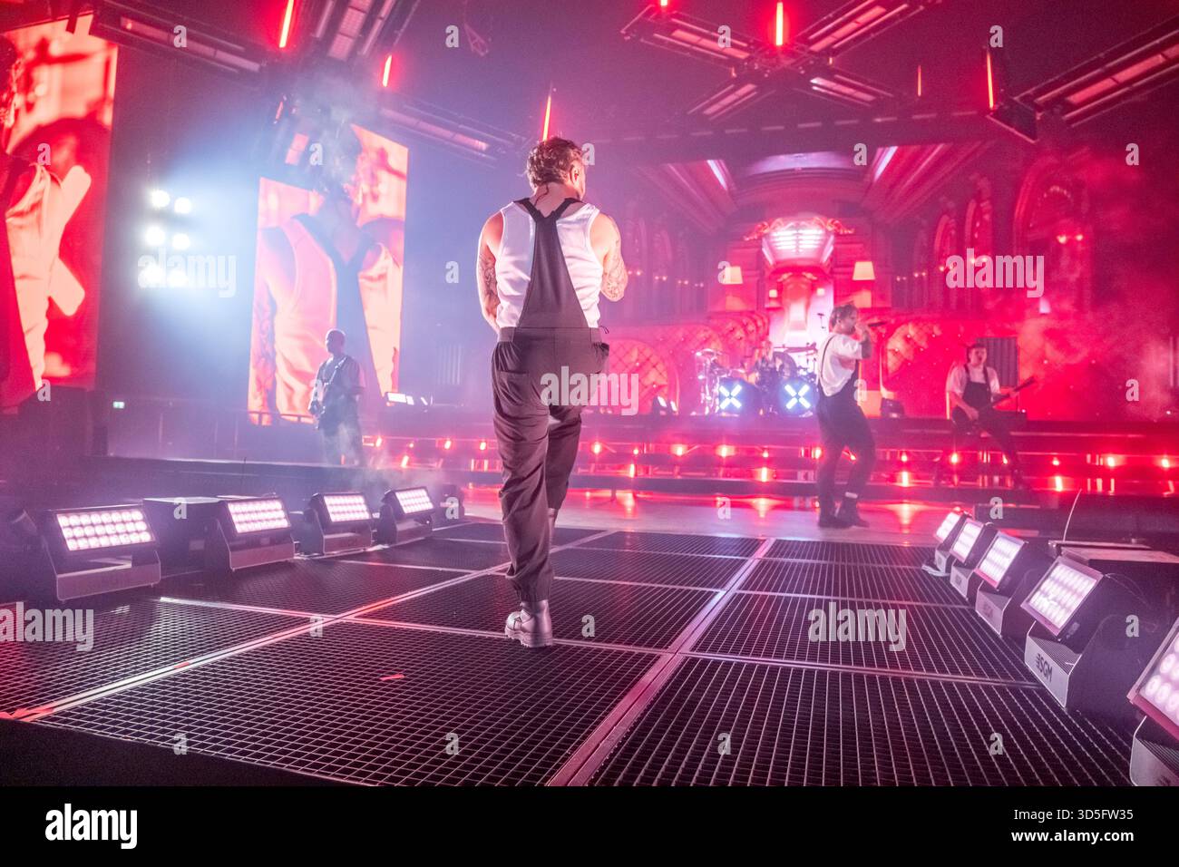 Die deutsche Metallcore Band Electric Callboy ex Eskimo Callboy live in ...