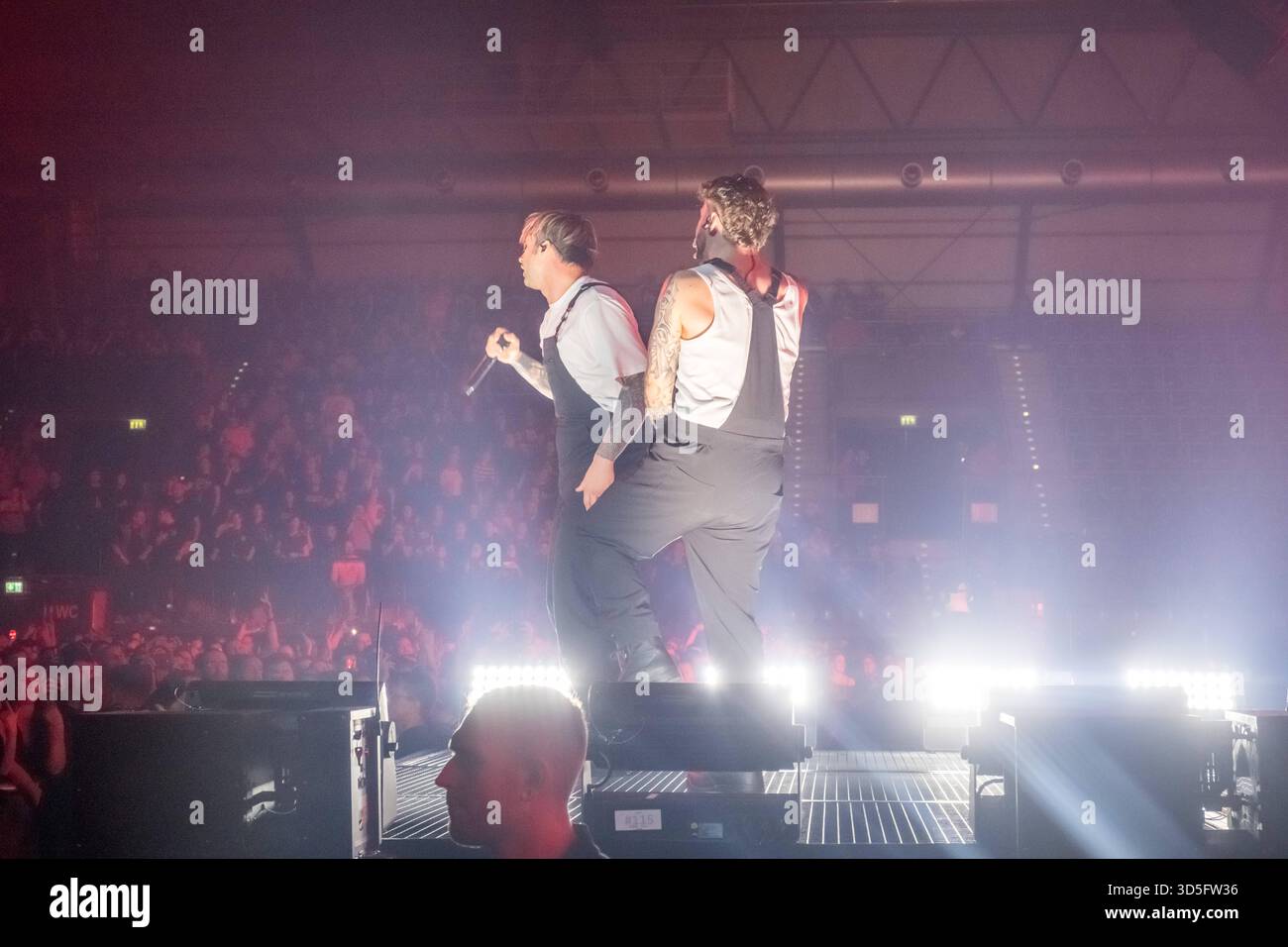 Die deutsche Metallcore Band Electric Callboy ex Eskimo Callboy live in ...