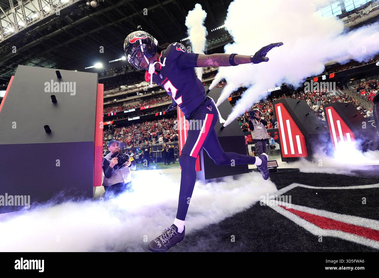 Houston Texans safety Calen Bullock enters the field before an NFL ...