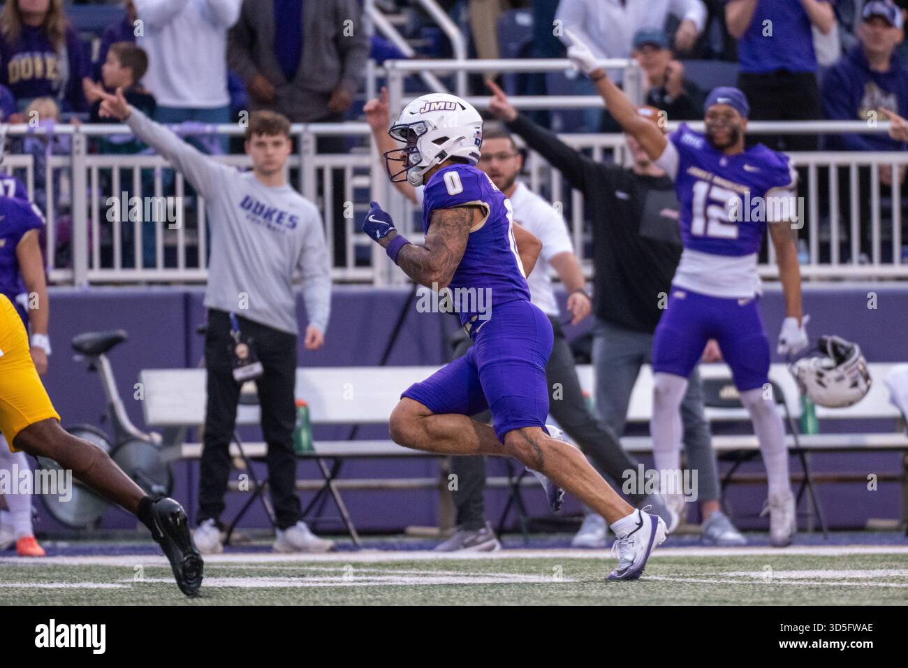 James Madison wide receiver Jaylan Sanchez (0) runs the ball downfield ...