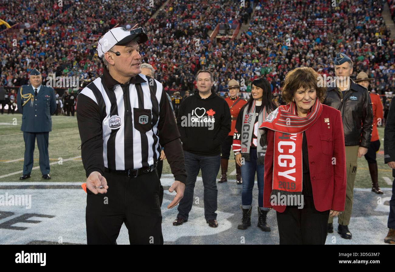 André Proulx avait aussi été l'arbitre en chef pour la 107e Coupe Grey ...