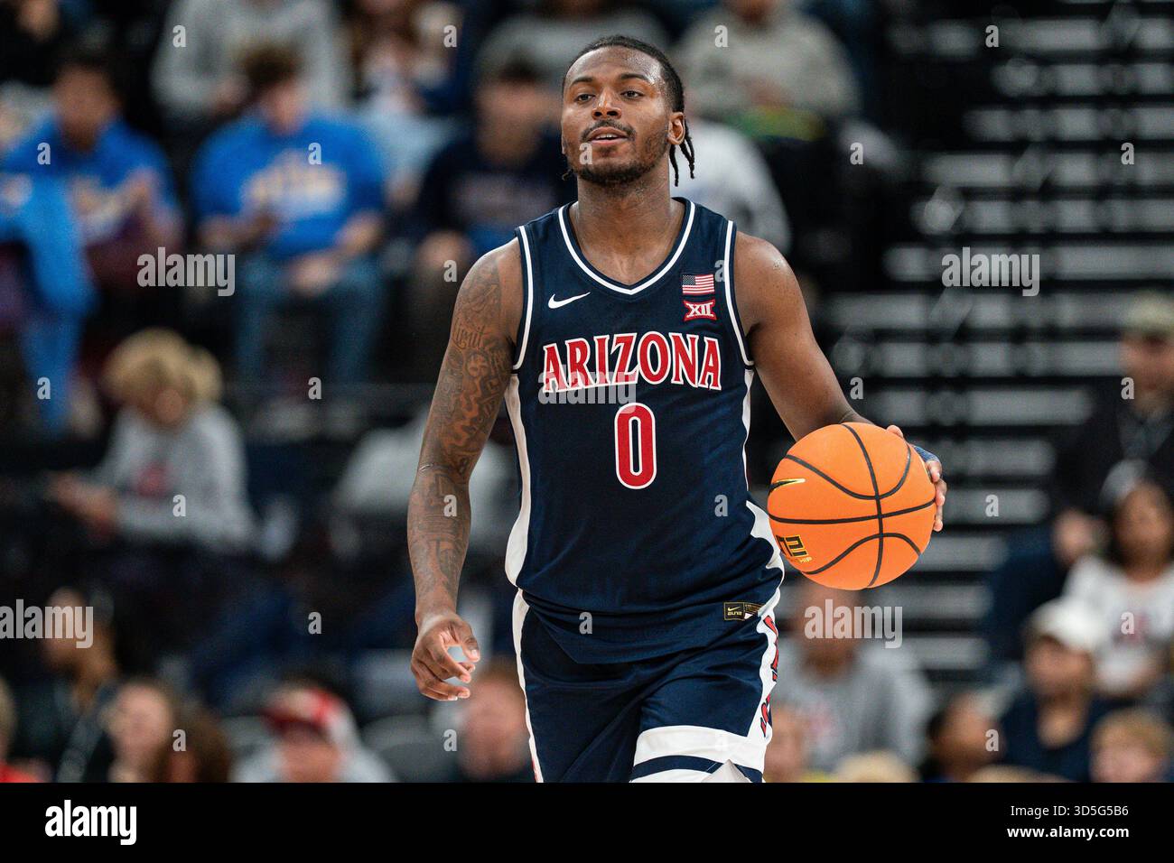 Arizona Wildcats guard Jaden Bradley (0) during a NCAA men’s Hall of ...