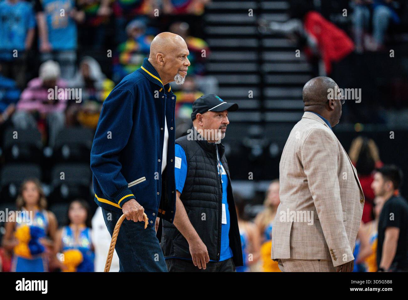 Kareem Abdul-Jabbar during a NCAA men’s Hall of Fame Series between the ...