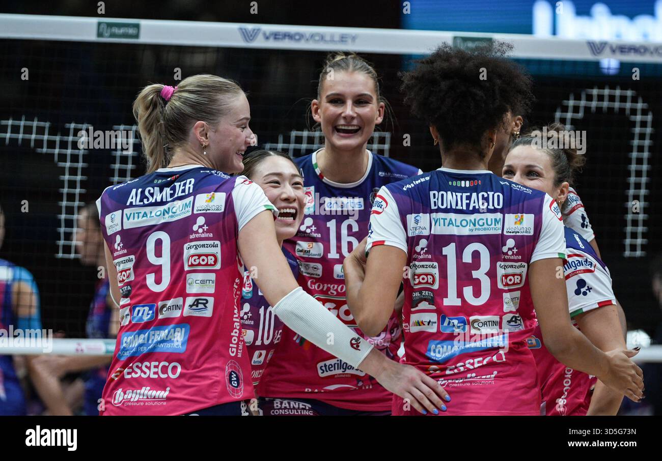 Line up (Igor Gorgonzola Novara) during Numia Vero Volley Milano vs ...