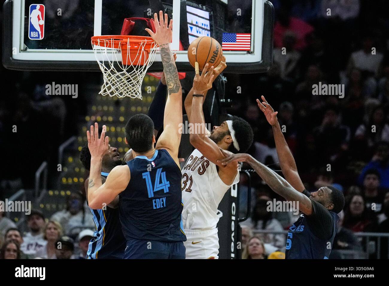 Cleveland Cavaliers center Jarrett Allen (31) shoots between Memphis ...