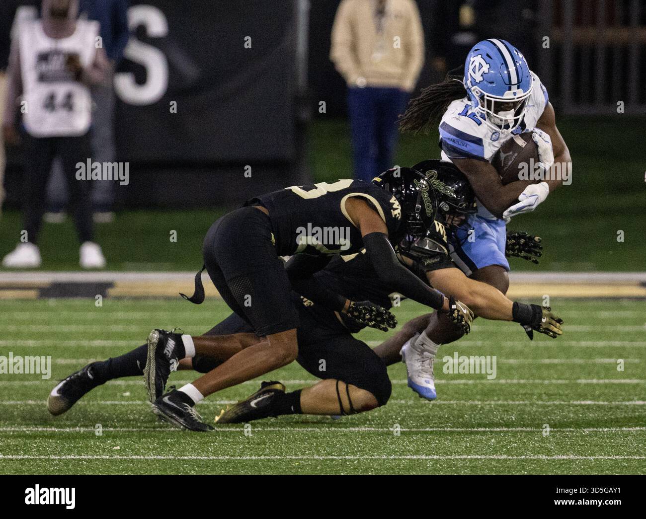 November 15, 2025: North Carolina Tar Heels running back Demon June (12 ...