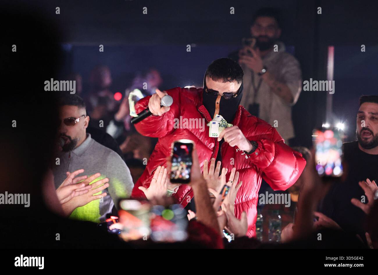 16 November 2025, Hesse, Gießen: Rapper Haftbefehl performs at La Louve ...