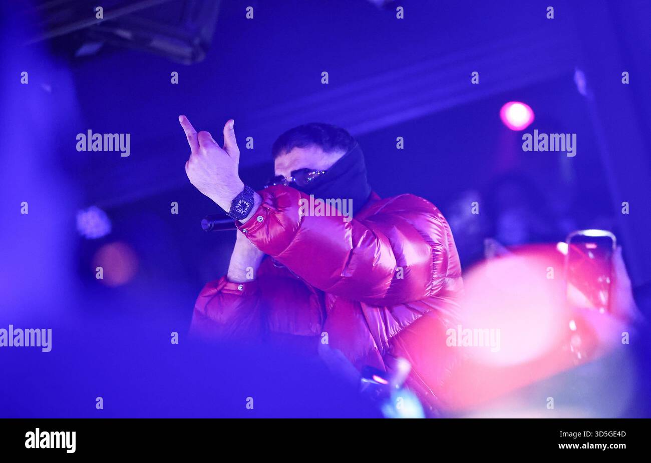 16 November 2025, Hesse, Gießen: Rapper Haftbefehl performs at La Louve ...