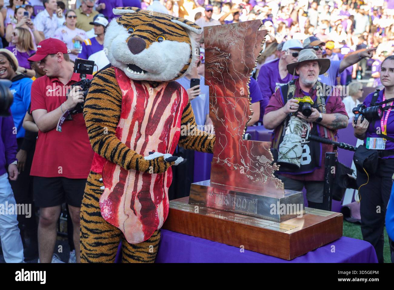 November 15, 2025: LSU's mascot Mike the Tiger poses the ''The Boot ...