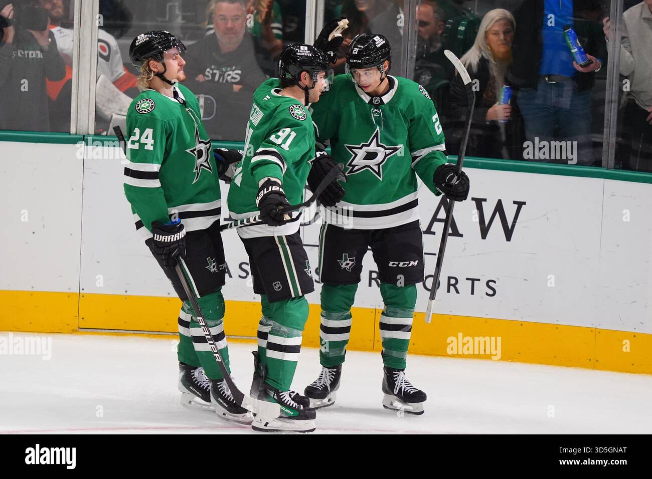 Dallas Stars center Tyler Seguin (91) celebrates after his goal with ...