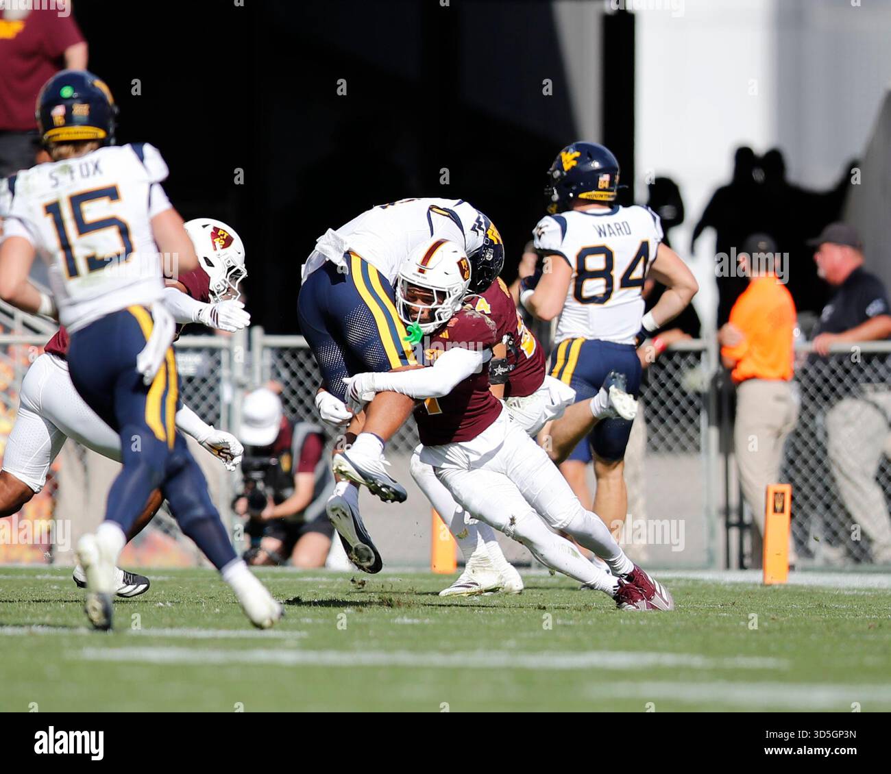 November 15, 2025: Arizona State Sun Devils defensive back Keith Abney ...