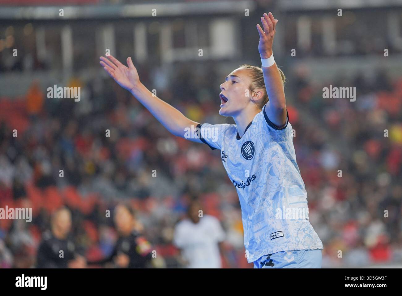 Kaylee Hunter #11 of AFC Toronto reacts during the Northern Super League Final Match between ...