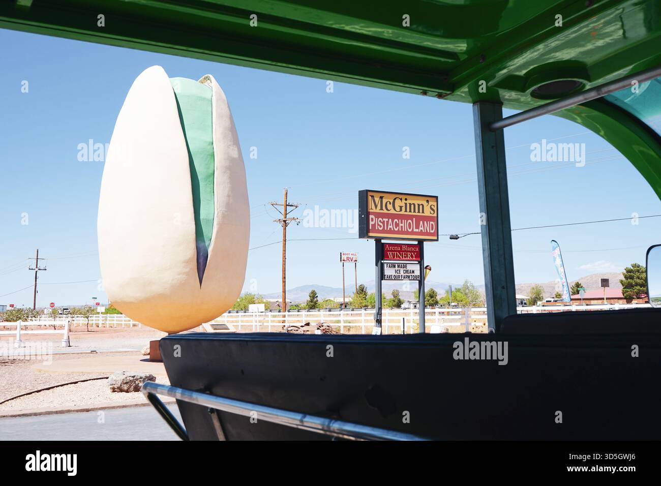 World's largest pistachio roadside attraction at McGinn's PistachioLand ...