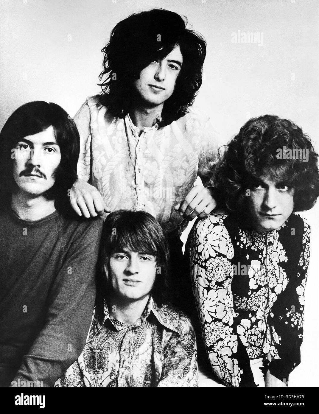 Led zeppelin 1969 Black and White Stock Photos & Images - Alamy