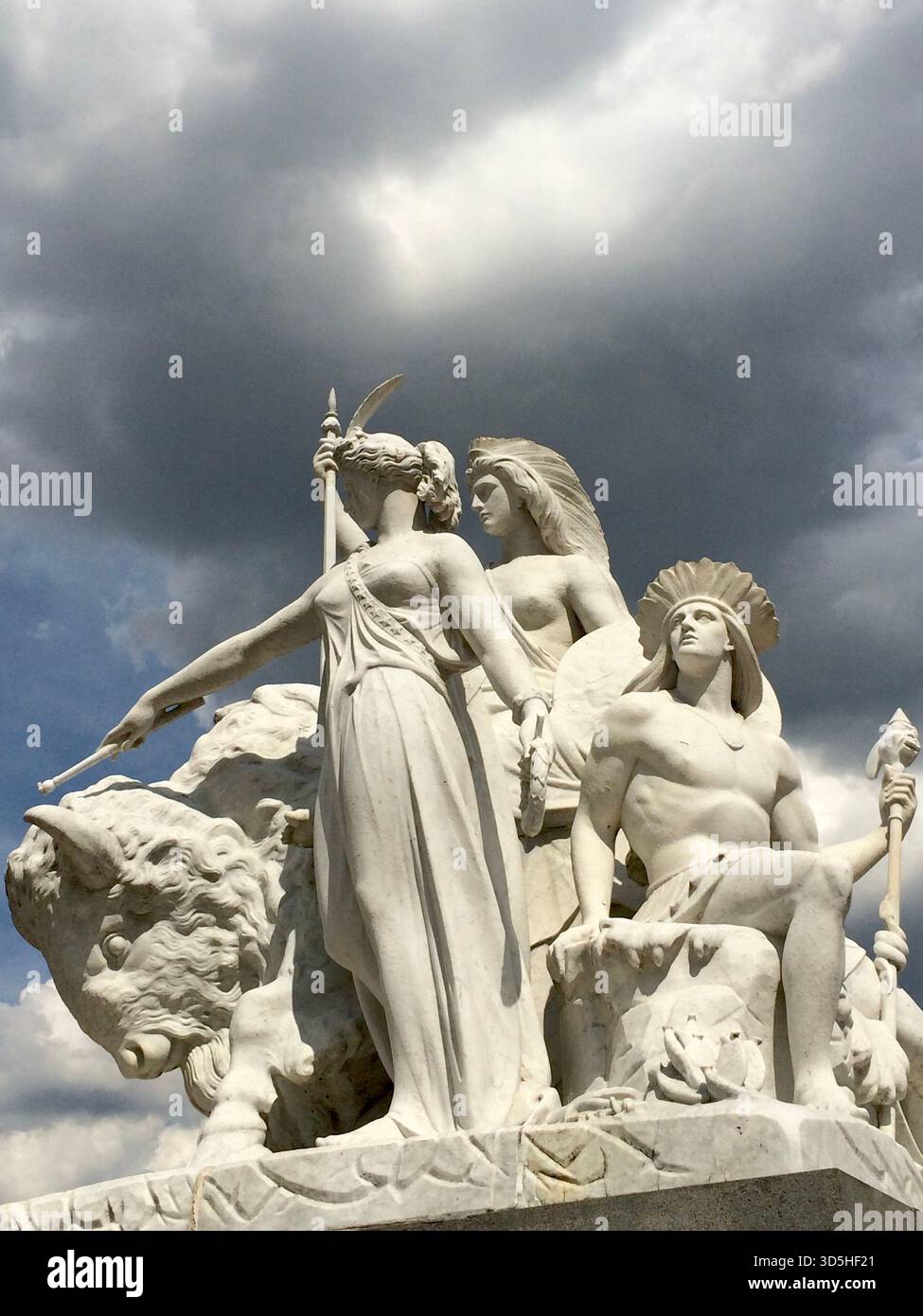 America Allegorical Statue by John Bell, Albert Memorial, Hyde Park ...