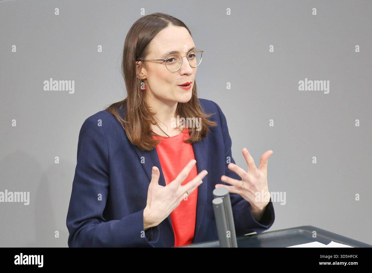 Berlin, Deutschland, 13.11.2025: Deutscher Bundestag: 40 ...