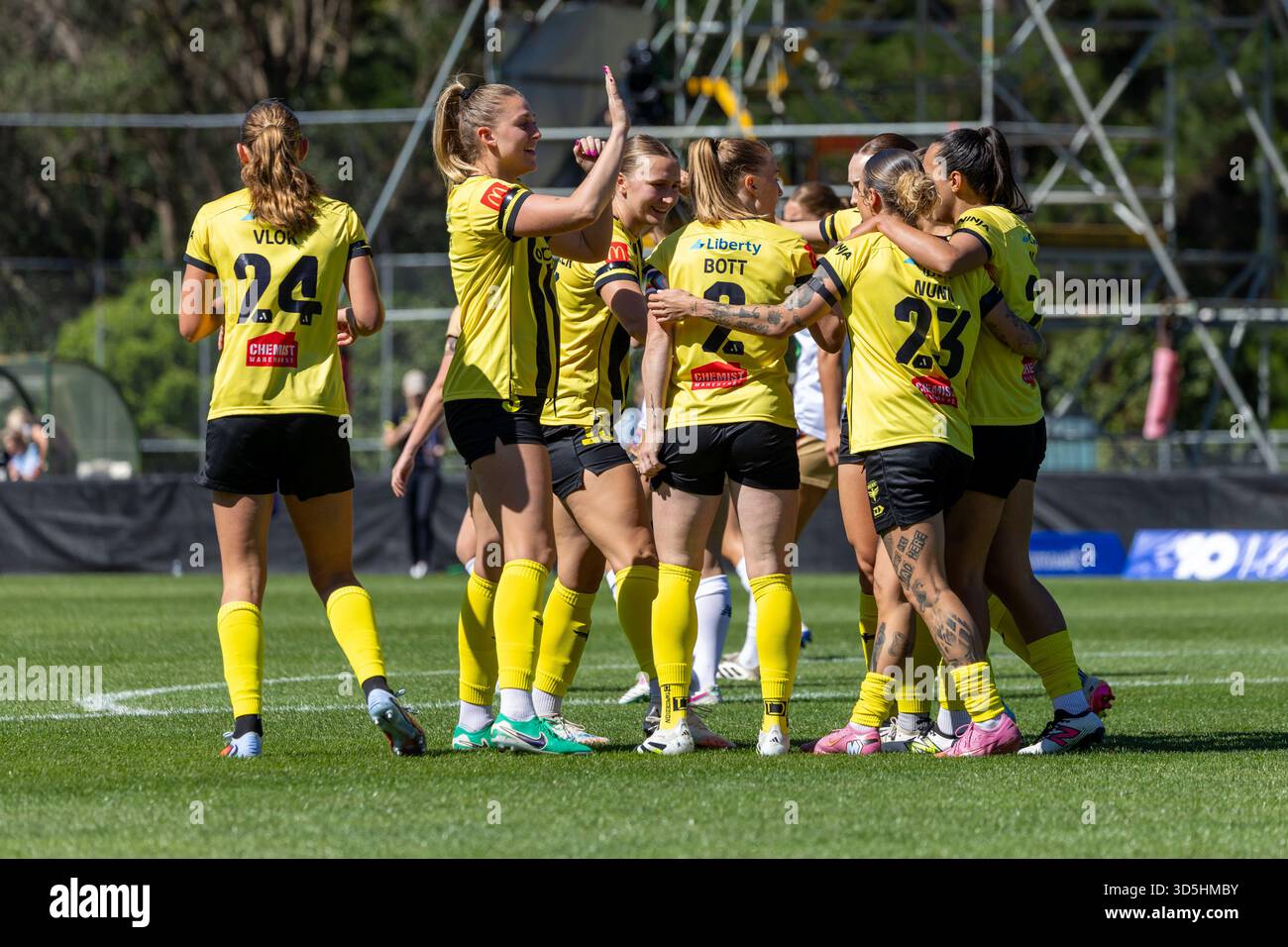 Wellington, New Zealand, 16 November 2025: Wellington Phoenix celebrate ...