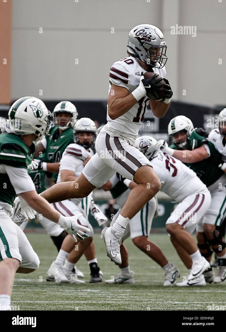 November 15, 2025: Montana Grizzlies safety TJ Rausch (10) gets the ...
