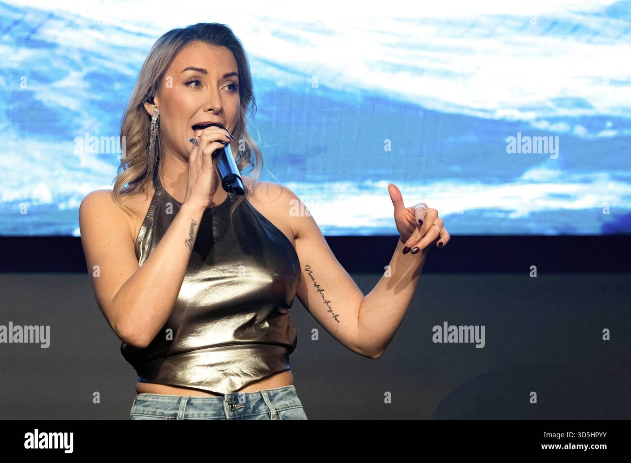 Anna-Carina Woitschack live at a concert of the 'Adventurousness' tour ...