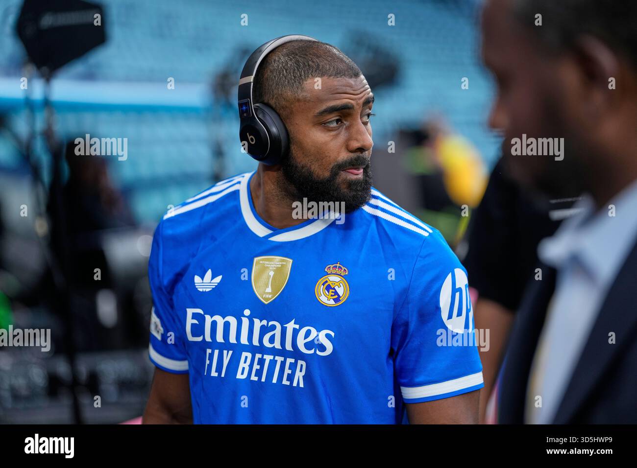 Washington Commanders running back Jeremy McNichols (26) arrives for an ...