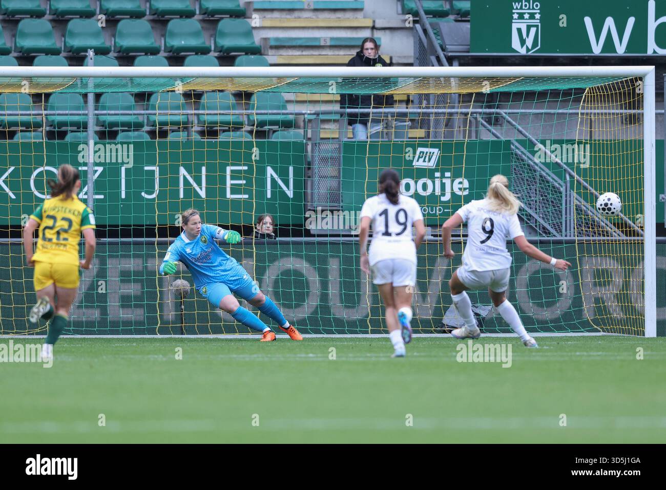 DEN HAAG , 16-11-2025 , Werktalent Stadium , Eurojackpot Eredivisie ...