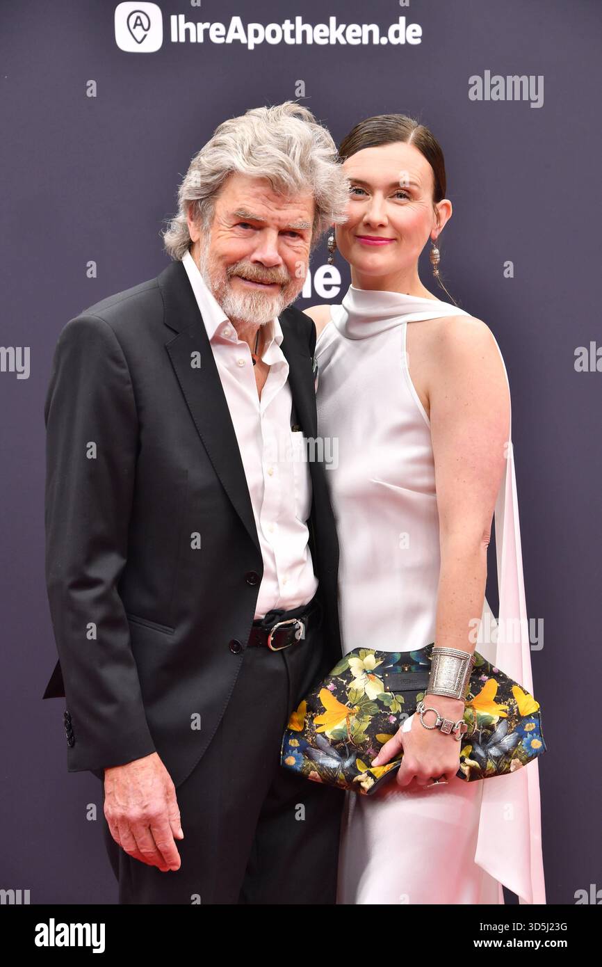 Reinhold Messner mit Ehefrau Diane Schumacher / 77. Bambi-Verleihung ...