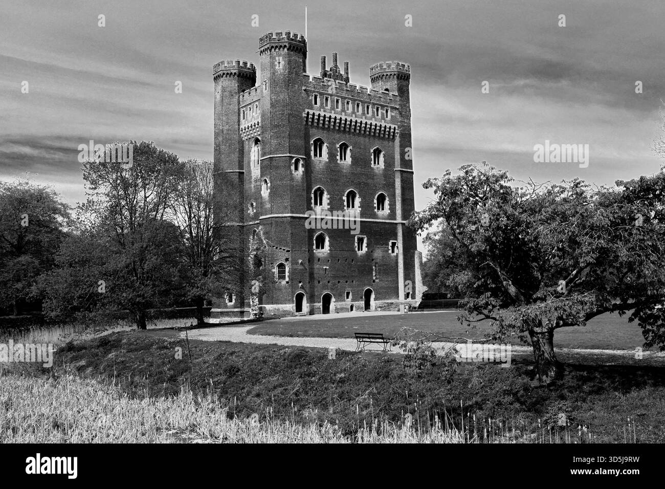 Spring tattershall castle hi-res stock photography and images - Alamy