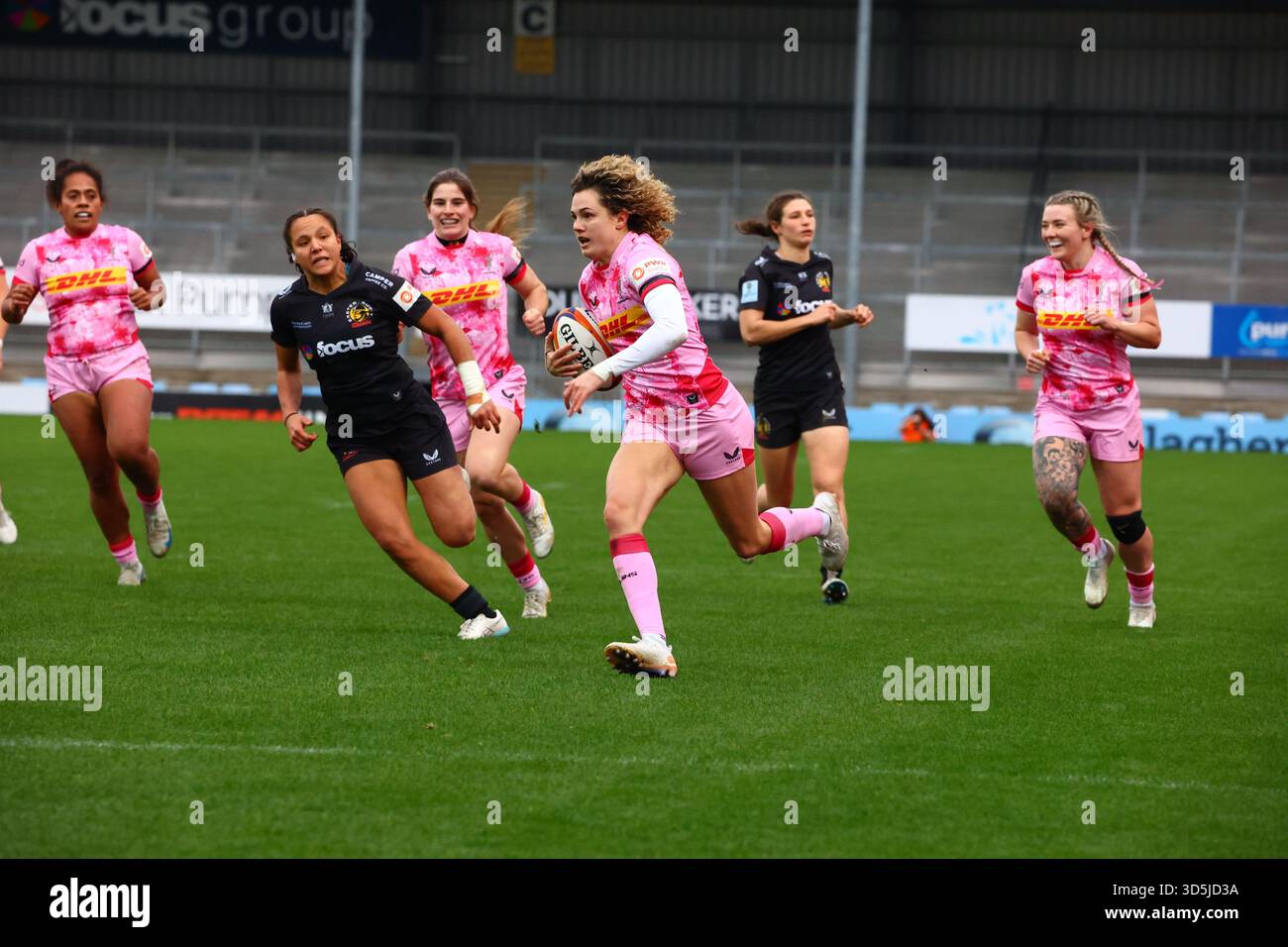 Exeter, Devon, UK. 16th November, 2025. PWR Premiership Women’s rugby ...