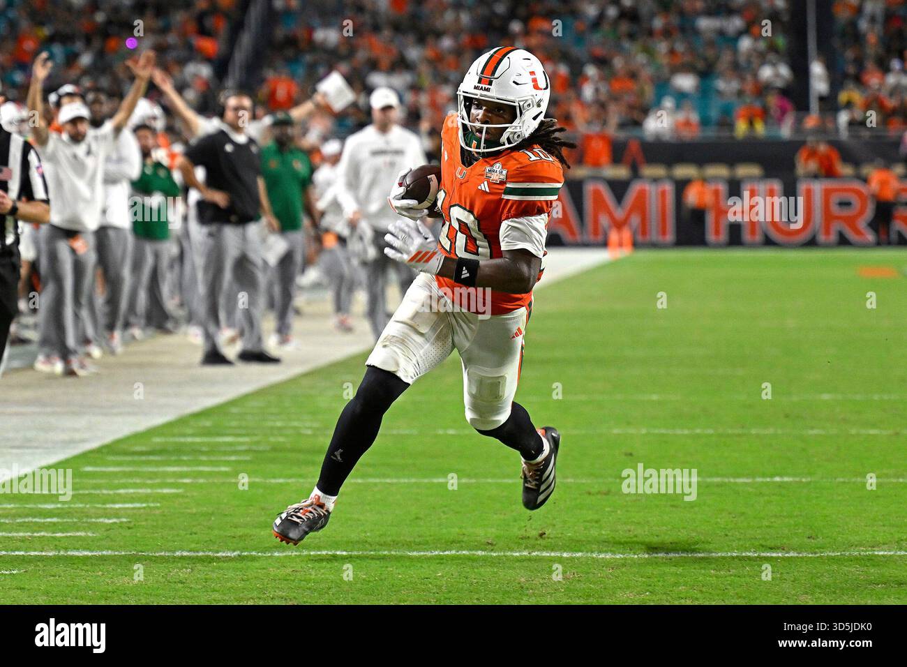 MIAMI GARDENS, FL - NOVEMBER 15: Miami wide receiver Malachi Toney (10 ...