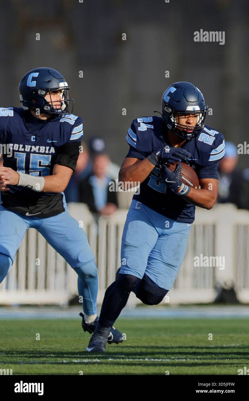 Columbia running back Michael Walters (24) carries the ball during an ...