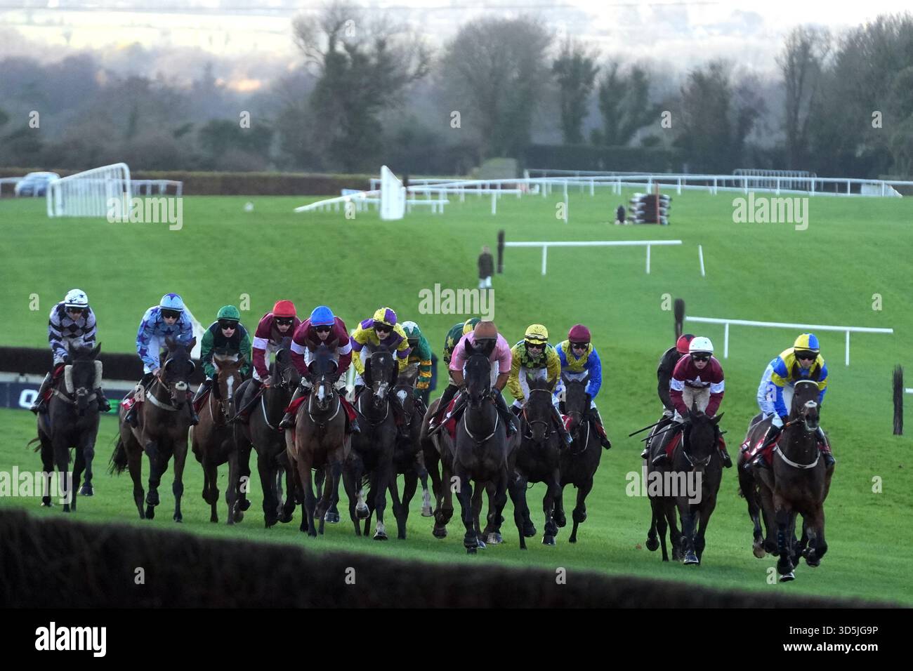 Runners and riders in the Bar One Racing Troytown Handicap Chase at ...