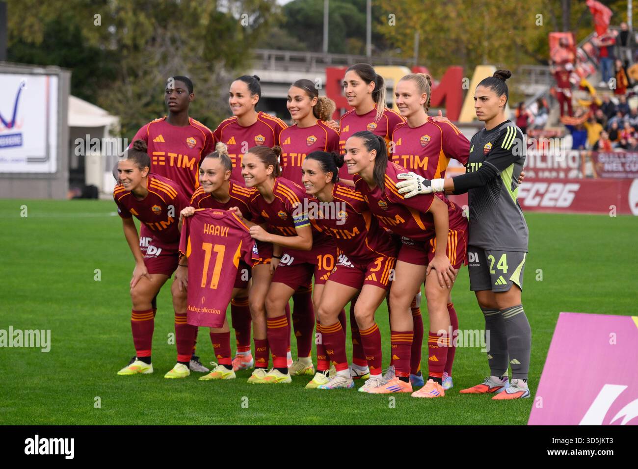 AS Roma team during the Italian Football Championship League A Women ...