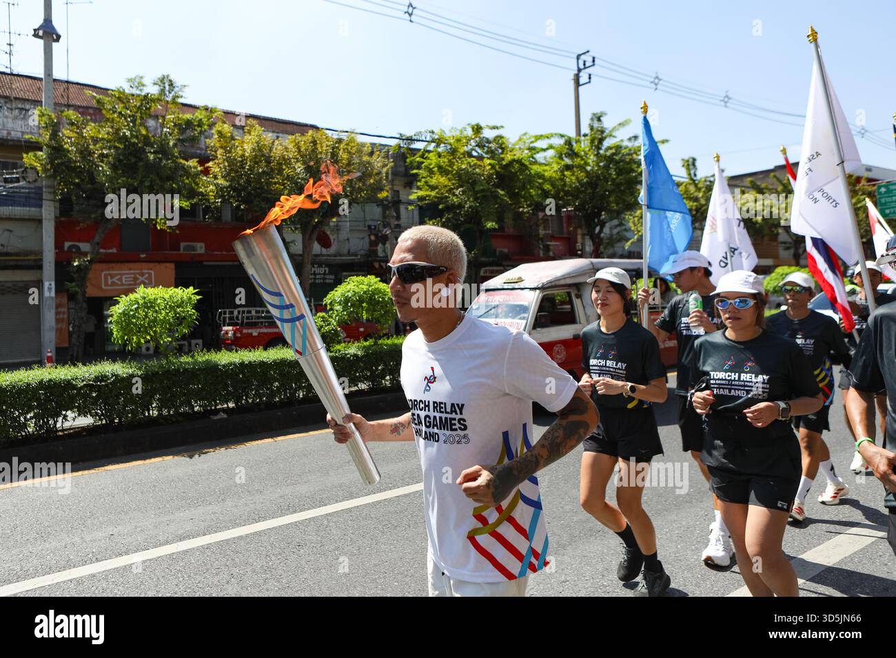 Padung Songsang (jazzpadung) artist, singer, actor, of the 33rd SEA ...