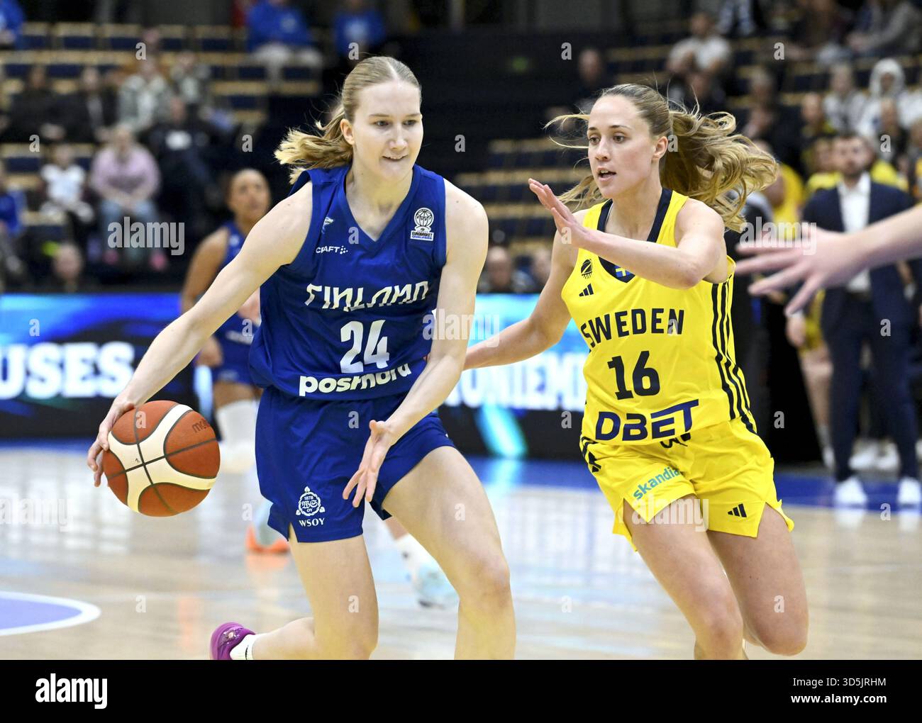 Finland's Jessi Nenonen (L) and Sweden's Sofia Persson during the FIBA women's Eurobasket ...