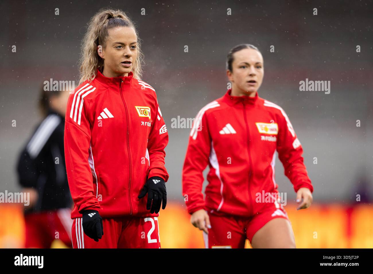 Berlin, Germany. 15th, November 2025. Jenny Hipp (27) of Union Berlin ...