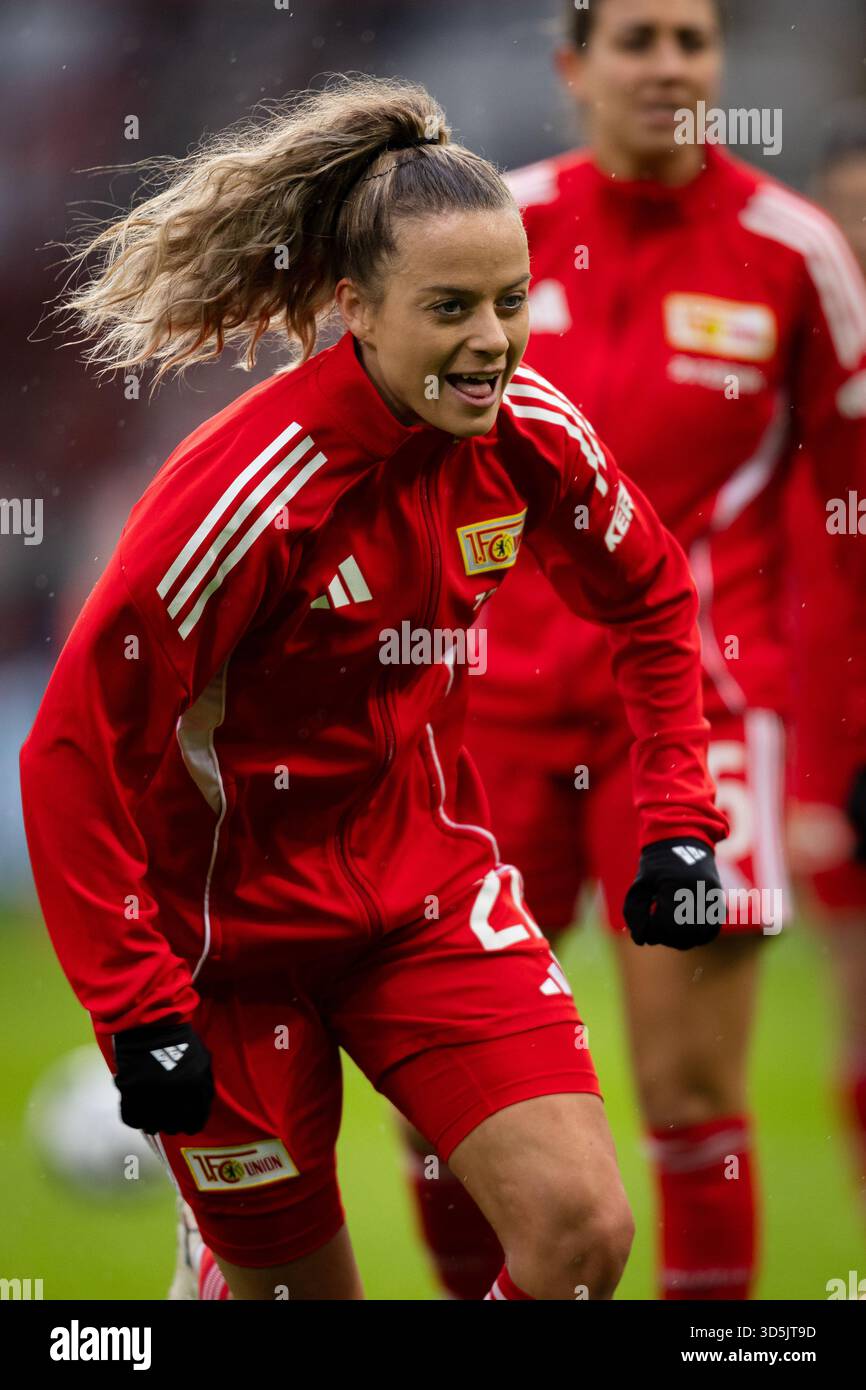 Berlin, Germany. 15th, November 2025. Jenny Hipp (27) of Union Berlin ...