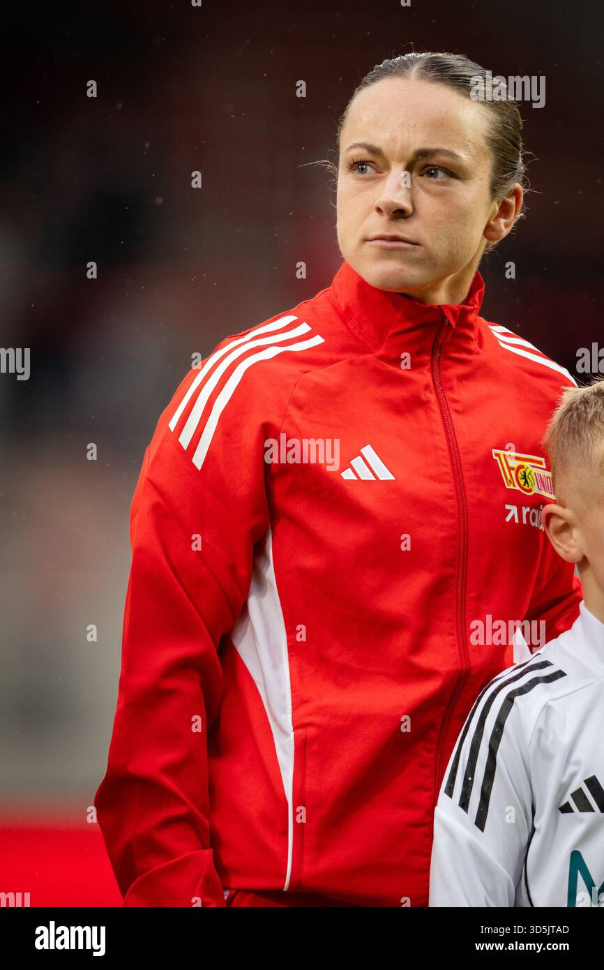 Berlin, Germany. 15th, November 2025. Lisa Heiseler of Union Berlin ...