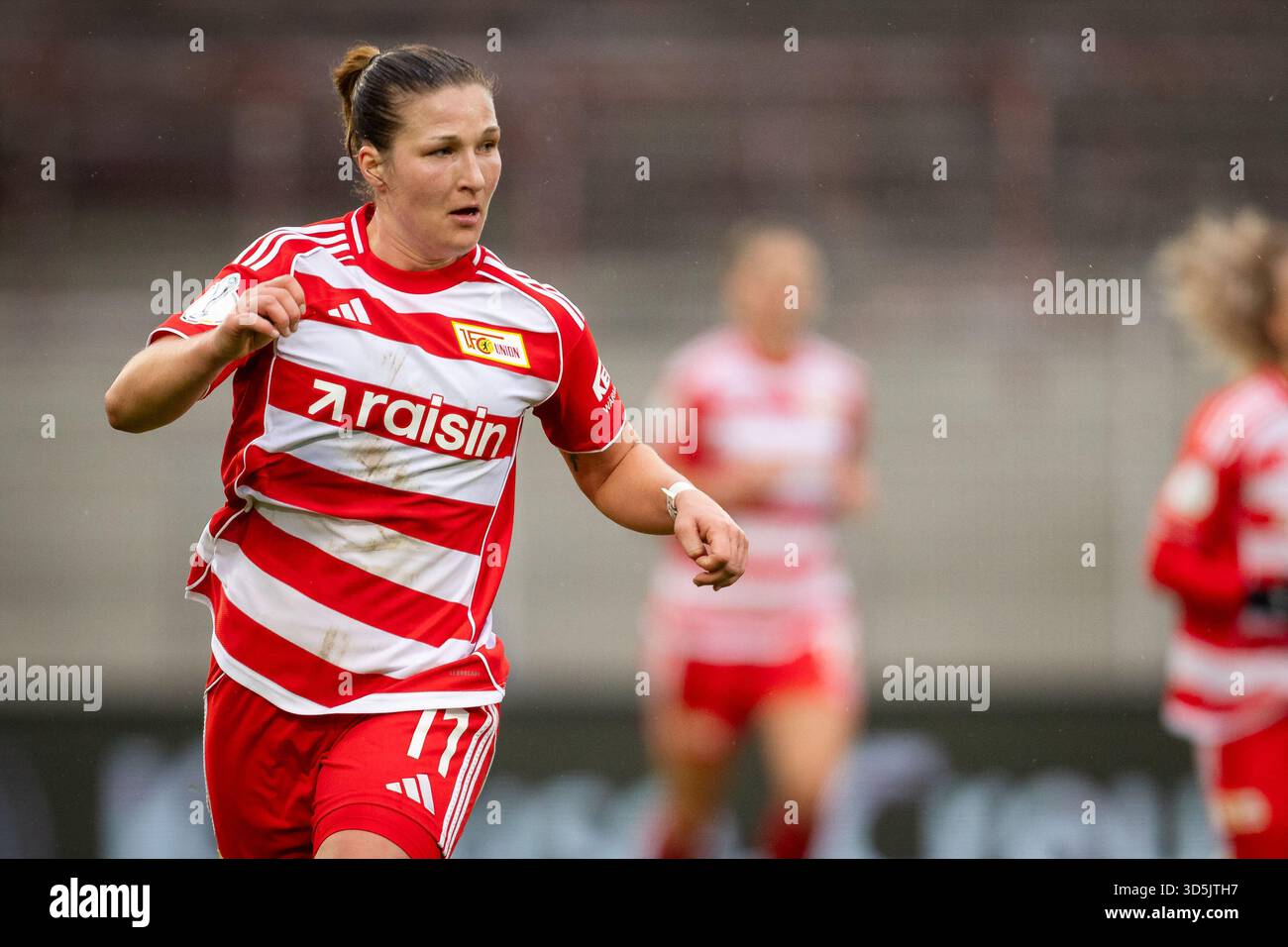 Berlin, Germany. 15th, November 2025. Dina Orschmann (11) of Union ...