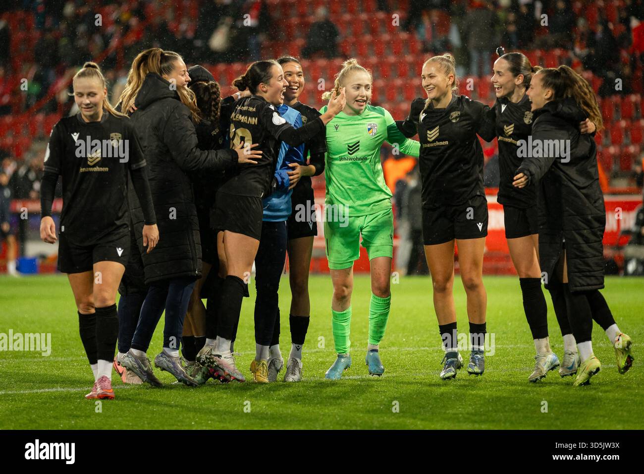 Berlin, Germany. 15th, November 2025.The players of Carl Zeiss Jena ...