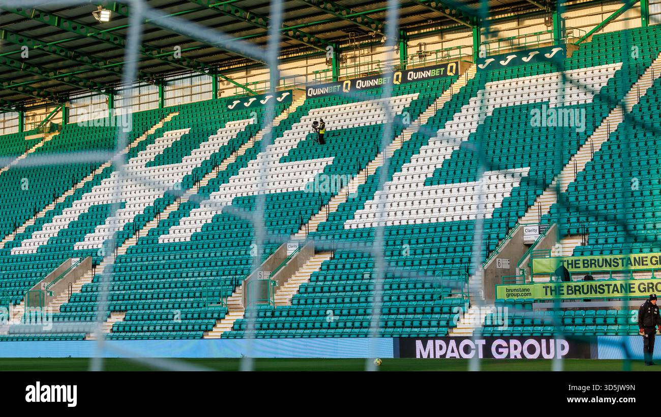 Easter Road Stadium, Edinburgh, Scotland, UK. 16th Nov 2025. Hibernian ...