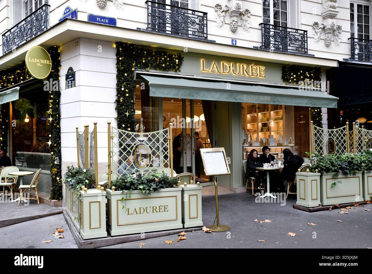 Tea House and Pastries shop Ladurée - Paris - France Stock Photo - Alamy