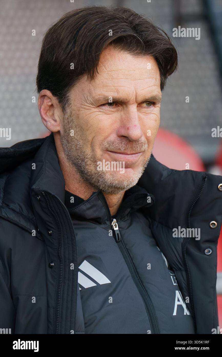 Liverpool FC v Chelsea FC Barclays Womens Super League Totally Wicked ...