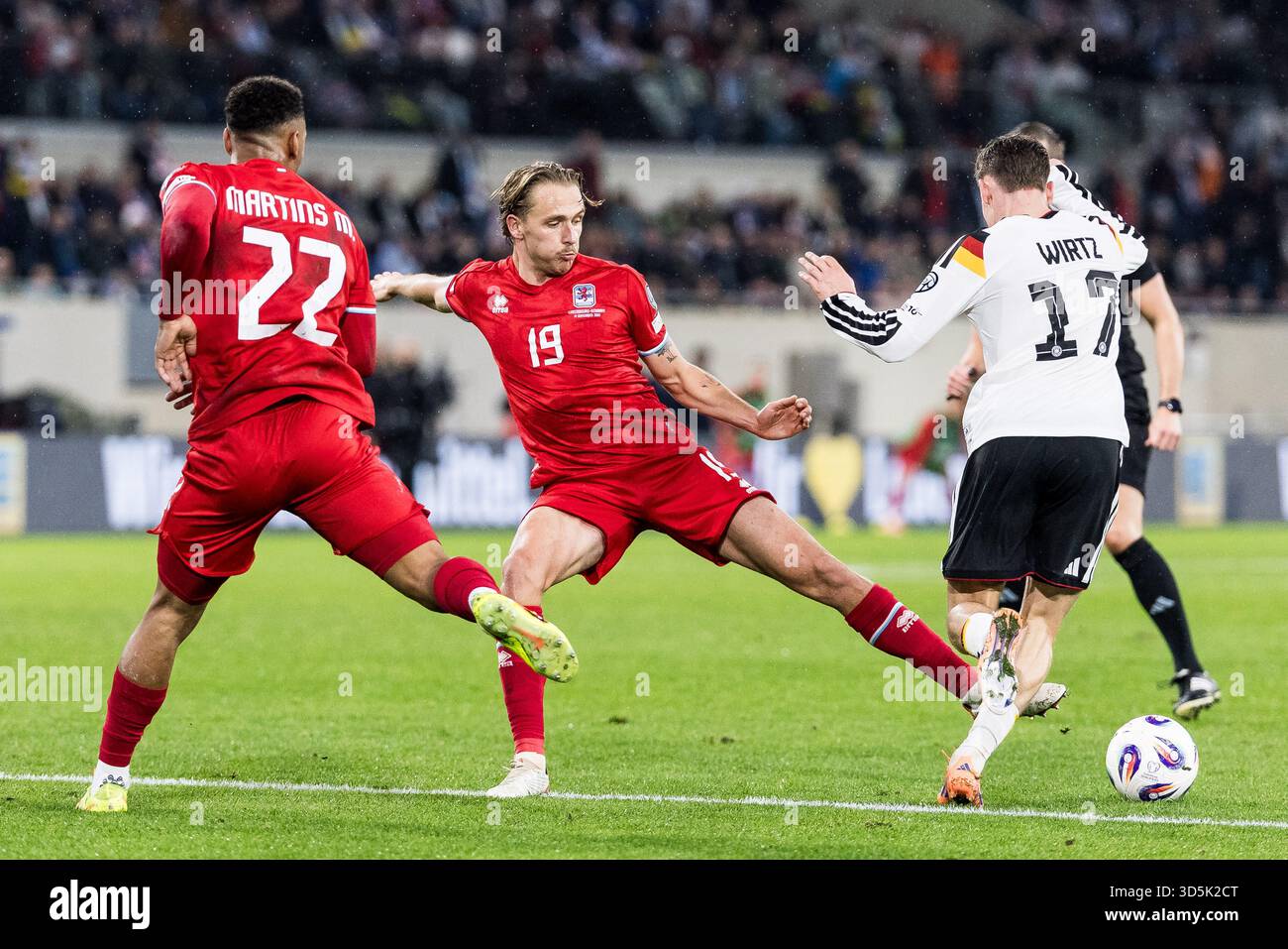 Duel Mathias Olesen (Luxembourg, 19), Florian Wirtz (Germany, 17) FIFA ...