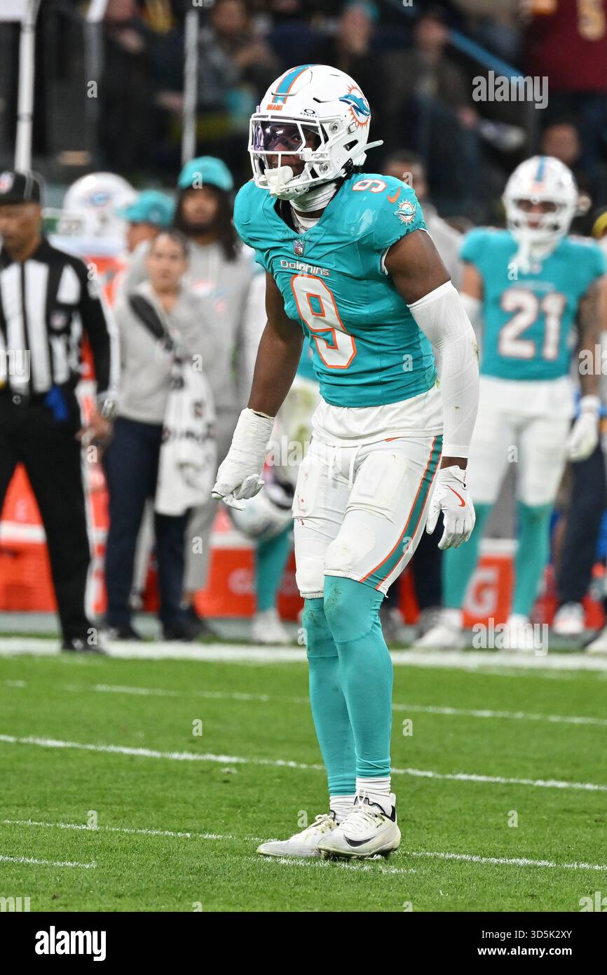 The Offense Alexander Mattison (8) player of Miami Dolphins during the ...