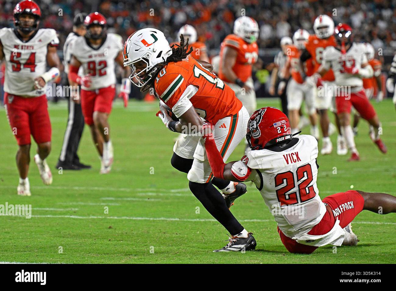 MIAMI GARDENS, FL - NOVEMBER 15: Miami wide receiver Malachi Toney (10 ...