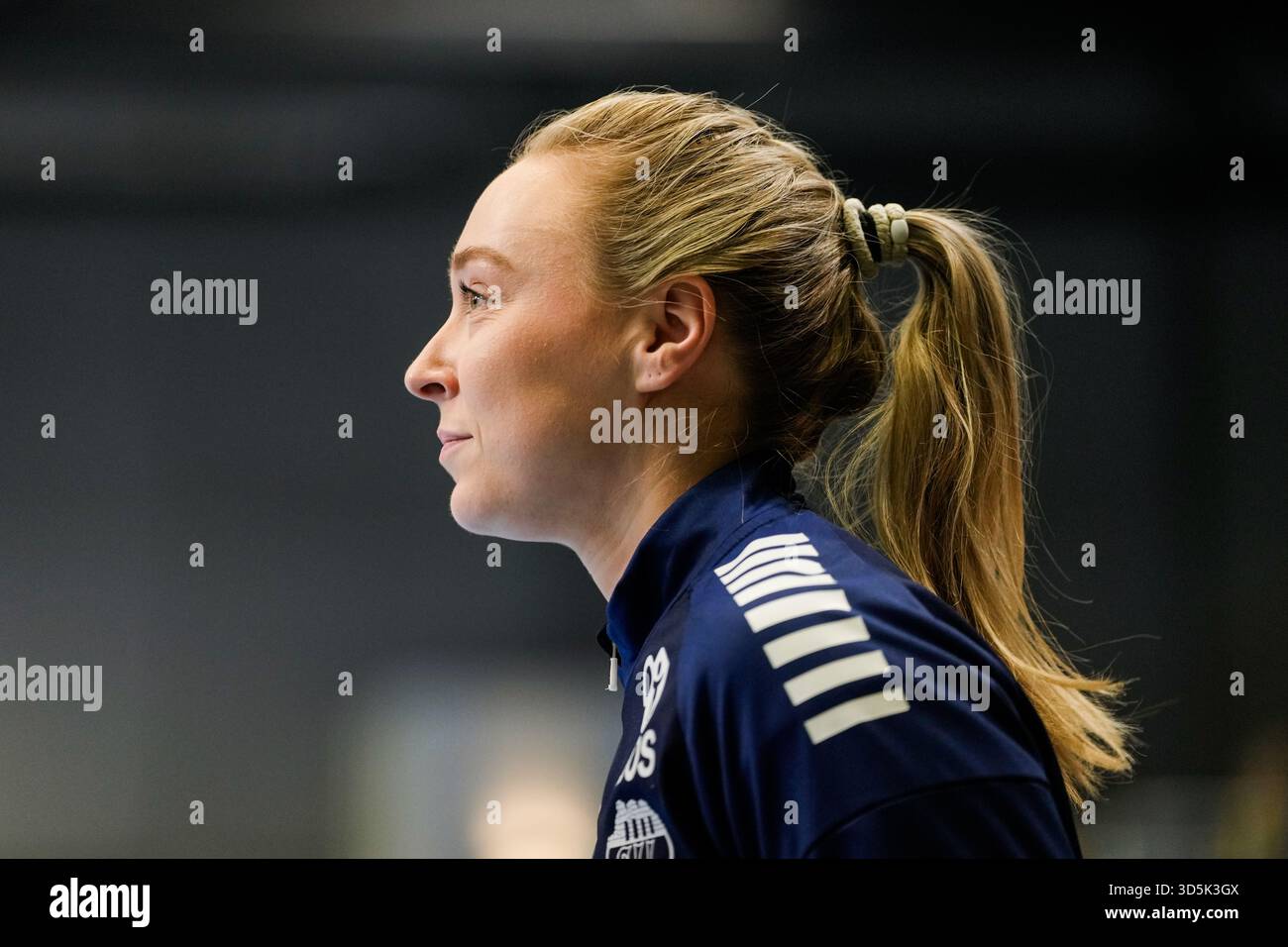 Hamar 20251116. Storhamar's goalkeeper Eli Marie Raasok before the Champions League in women's ...