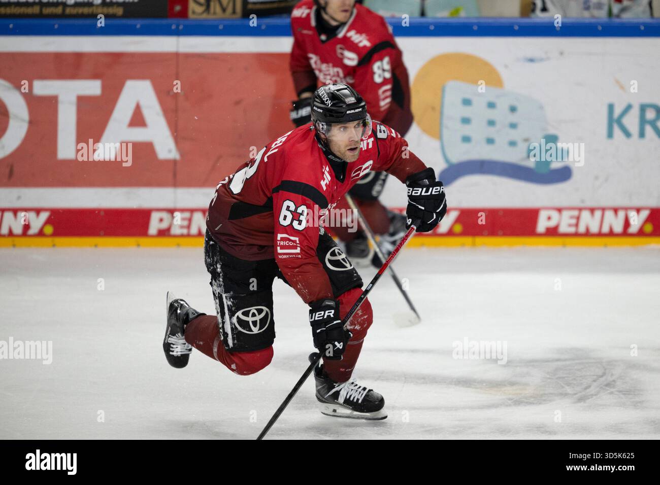 Patrick Russell (Cologne Sharks, Forward, #63); PENNY DEL 1; Cologne ...