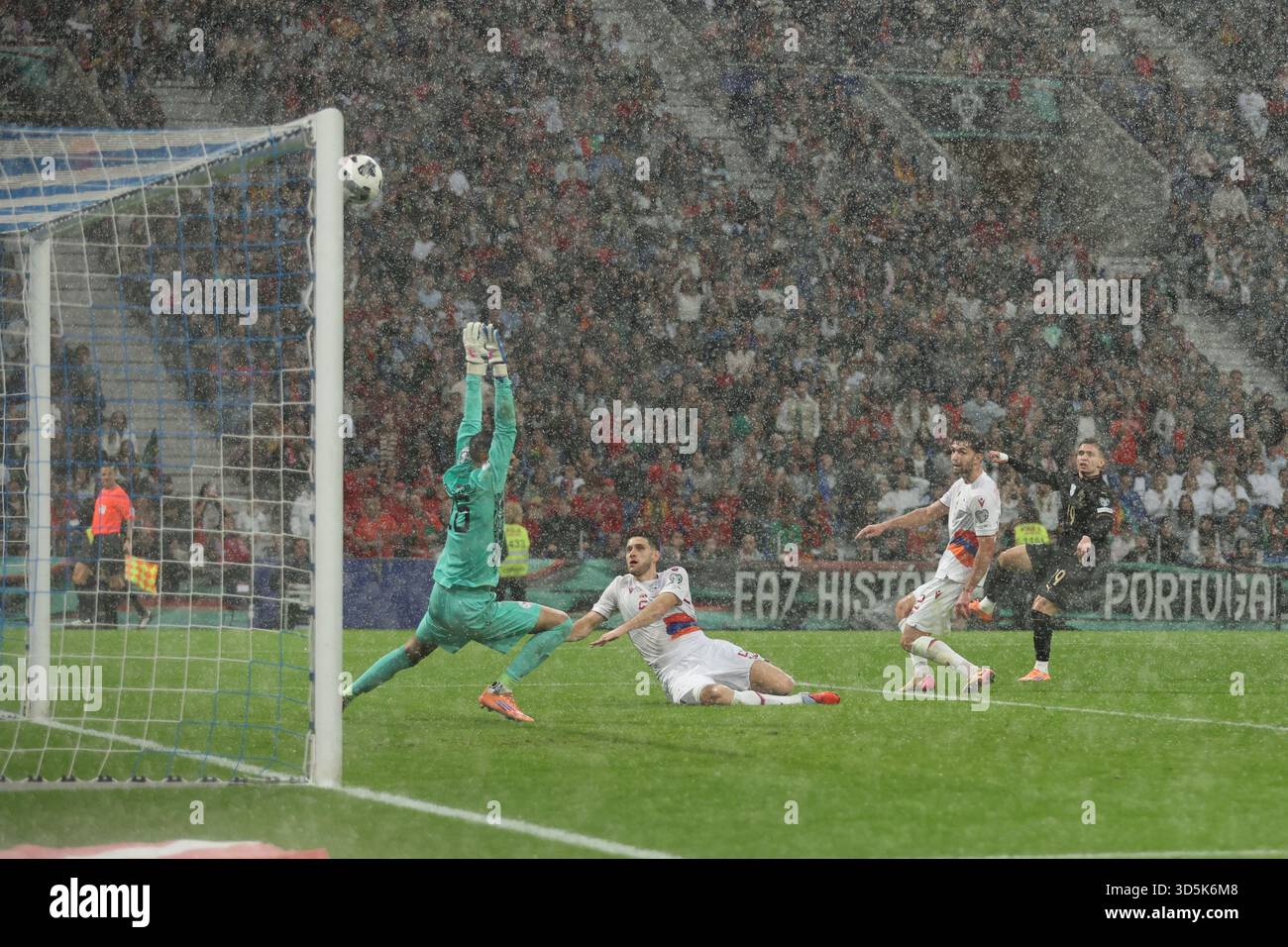 16 November 2025 – FIFA World Cup 2026 European Qualifiers, Round 6 ...